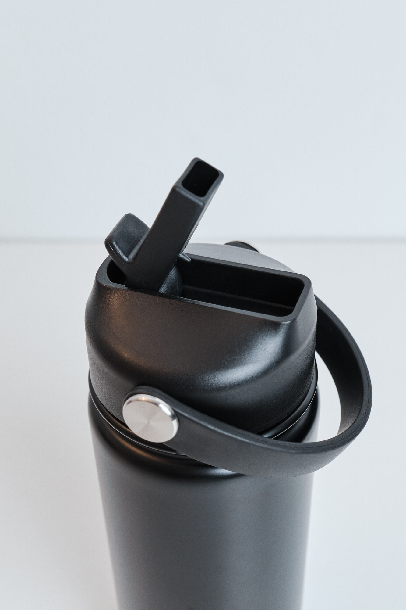 Botella acero inoxidable negra | Accesorios deportivos | Dash and Stars